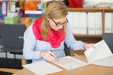 Grundschullehrerin Anna Katharina Halfmann 40 Stunden
