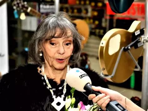 Marina Voica Fără Pensie De La Stat Cum Se Descurcă La 85 De Ani Nu
