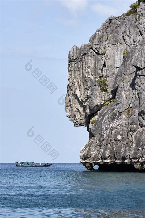 泰国亩岛安通国家海洋公园本地钓鱼船 包图企业站