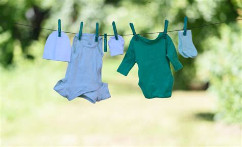 Saiba Como Lavar Roupa De Bebê Pela Primeira Vez