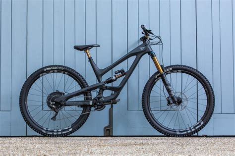 YT Industries Capra CF Pro Race MBR