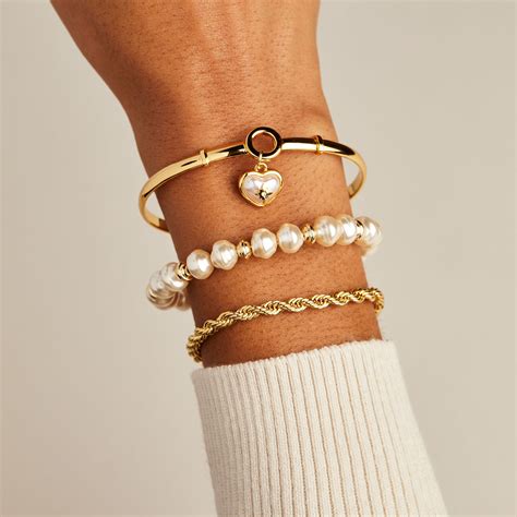 Heart Bangle Bracelets Alex And Ani
