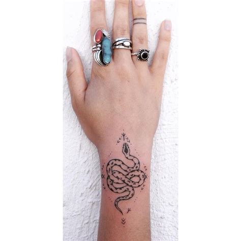 Taticompton On Instagram “handpoked Ball Python For Nikki