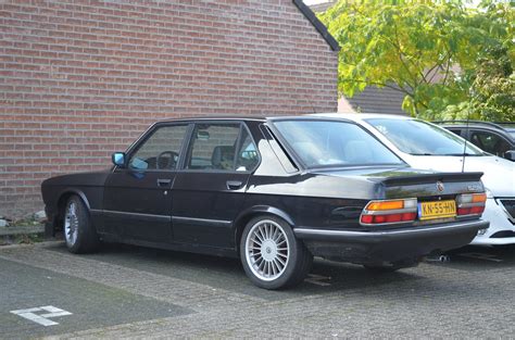 1984 BMW 528I KN-55-HN | Veenendaal, 10 oktober 2015 Datum k… | Flickr