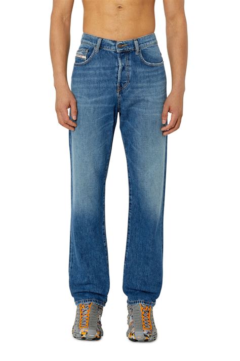 2020 D Viker Man Straight Medium Blue Jeans Diesel