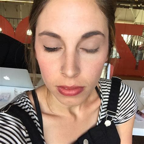 I Tried Adeles Eyeliner Tutorial And It Was Actually Awesome