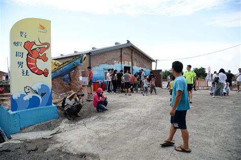 雲林旅遊推薦｜口湖親子旅遊抓魚蝦體驗 一年一度好蝦冏男社赤腳季 I Taiwan Life 玩樂創意