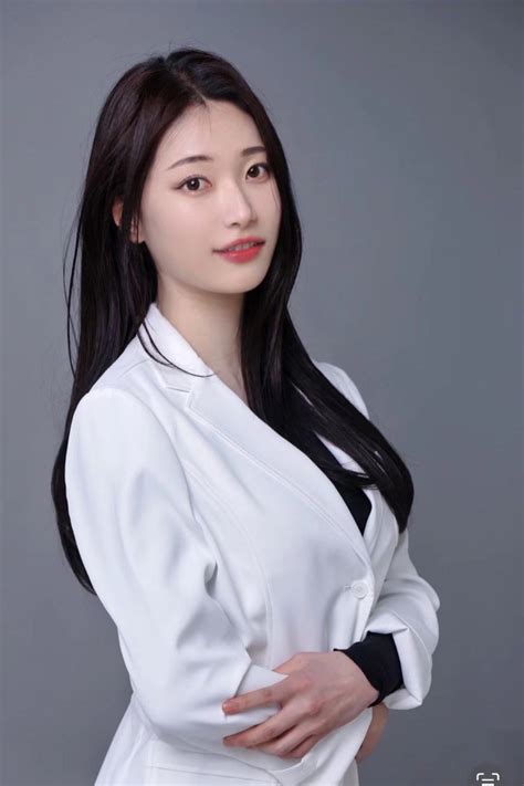 셀린의원 홍대점 강남언니 1등 성형수술and피부시술 정보앱