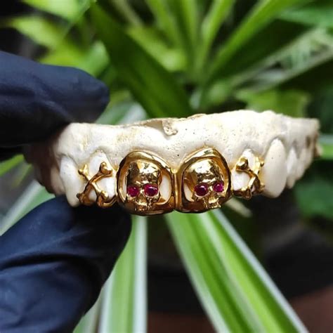 Custom Made Set 3d Shape Grillz 9k 14k 18k Or Silver 925 Etsy