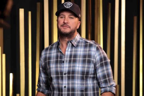 Luke Bryan Named Favorite Male Country Artist Ahead Of 2021 American