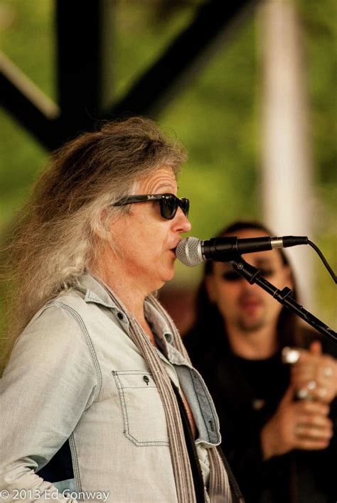 David Malachowski Guitarist And Shania Twain Music Director Dies At 67