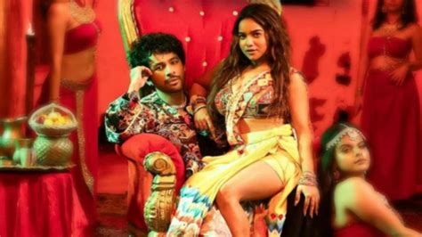 Tony Kakkar Releases New Poster Of His Upcoming Track ‘jamna Paar With