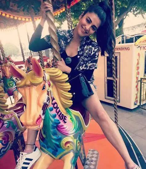 Actress Shruti Haasan Cute Images 618489 Galleries And Hd Images