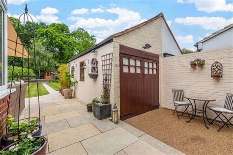 Birchwood Avenue Sidcup Da14 4 Bedroom Semi Detached House For Sale