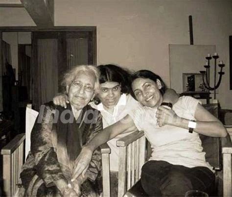 Deepti Naval With Her Mother And Daughter Photo