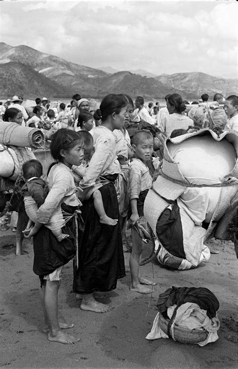 Soldier S B W Photos Capture Rare Glimpse Of Seoul Rebuilding After