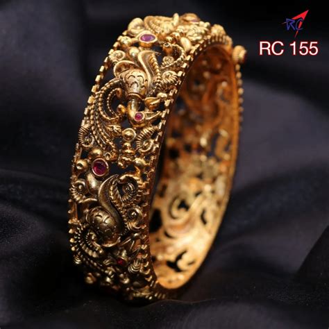 Antique Finish Peacock Design Screw Type Single Bangle Rc Akshaya