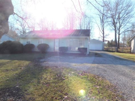 387 Eldon Dr Warren Oh 44483 Trulia