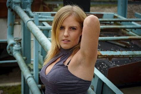 Moist Devil Live Cams Skype Teams Discord Telegram