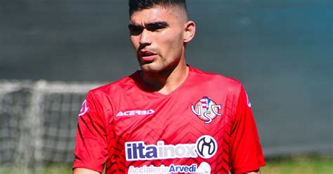 Cremonese Johan Vásquez festeja su primer triunfo del torneo frente al