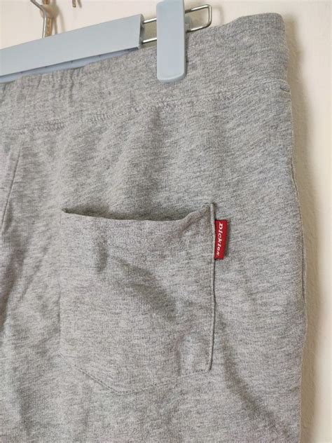 Dikies, Men's Fashion, Bottoms, Shorts on Carousell