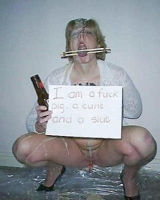 Slut S Holding Signs Porn Pictures Xxx Photos Sex Images Pictoa