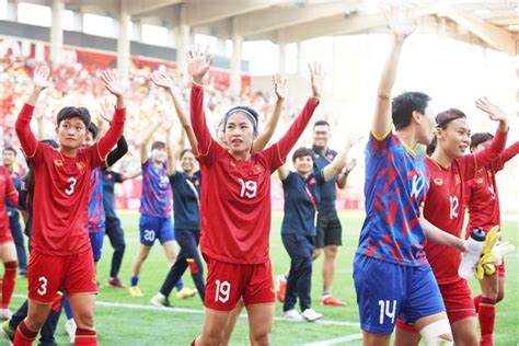 Đội tuyển bóng đá nữ Việt Nam chốt danh sách dự World Cup nữ 2023 Báo