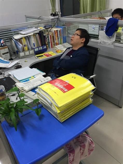 畢業後加班累成狗的8大專業，太真實了 每日頭條