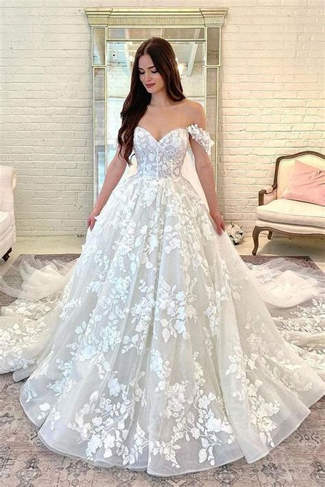 Gorgeous Ball Gown Sweetheart Lace Tulle Wedding Dresses Ball Gowns