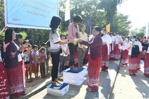 ၃ ၁ ၂၀၂၃ ရက်နေ့တွင် ၇၅ နှစ်မြောက် စိန်ရတုလွတ်လပ်ရေးနေ့ကို ကြိုဆိုဂုဏ်ပြုသောအားဖြင့် ပြည်ထောင