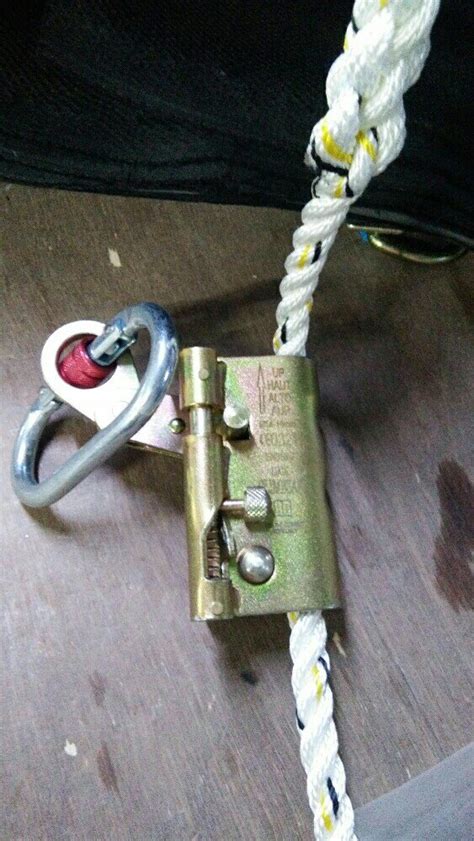 Green Rope Grab Fall Arrester For Industrial At ₹ 850piece In Lucknow