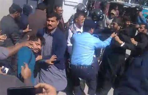 Police Arrest Ppp Workers Outside Nab Headquarters ~ Latestnews