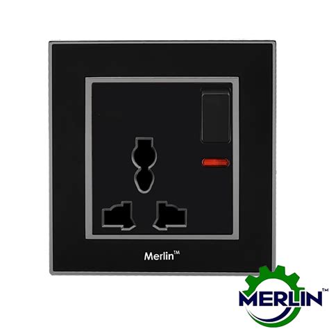 Merlin Tech Ltd 3 Pin 13a Multi Socket With Switch G Black