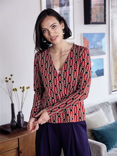 Блузка трикотажная с баской | burdastyle.ua