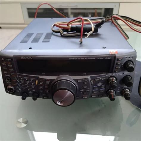 Kenwood Ts 2000s Hf Vhf Uhf All Multi Bander Transceiver Ham Radio 100w Junk Eur 1 101 27