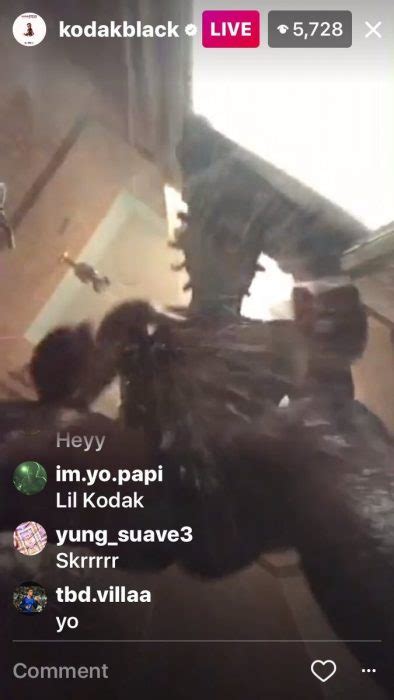A Kodak Black Se Le Ve Todo En Un Live De Instagram Mientras Se Duchaba