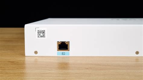 Cisco CBS220 24P 4G 28 Port PoE 195W Gigabit Smart Switch