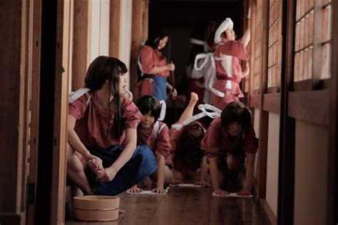 完全再現！原作ファンも唸ること間違いなしの実写「千と千尋の神隠し」がスゴイ Studio Ghibli Art Ghibli