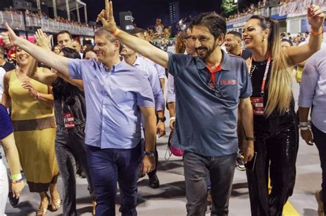 Tarcísio De Freitas Percorre Sambódromo E Diz Que Carnaval De Sp é O