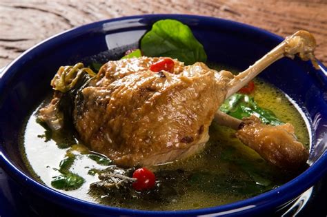 Pato Molho De Tucupi E Pimenta Prato Tradicional Brasileiro