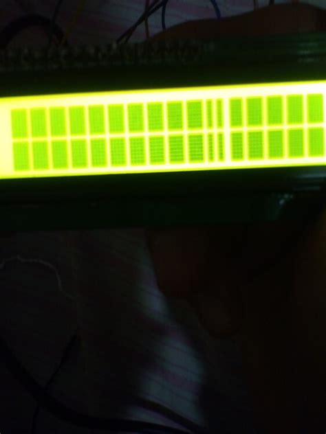 Lcd 16x2 Solo Muestra Cuadros Negros En La Primera Linea Y Nada Más