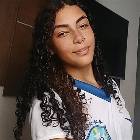 Rafaela Aparecida Rafaela Silva1713 • Threads Say More