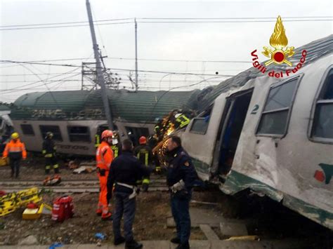 Treno Deragliato A Milano Le Drammatiche Immagini Dell Incidente