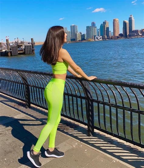 Victoria Justice Sexy In Fabletics Photos And Gifs The Fappening