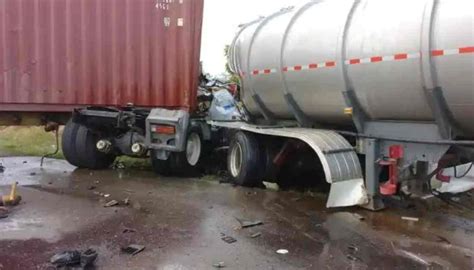 Choque Entre Gandola Y Camión Cisterna Dejó Tres Fallecidos En Anzoátegui