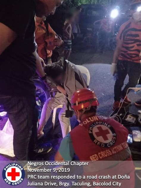 Prc Medical Team From Prc Negros Philippine Red Cross