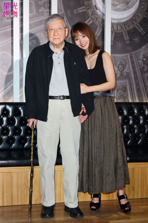 國寶級電影導演~李行，日本超模、歌手～leina池端玲名 台、日二度結緣，替紅心字會拍攝公益微電影 ~ 星光娛樂流行網
