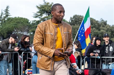 Elezioni Aboubakar Soumahoro Candidato Con Verdi Sinistra Italiana