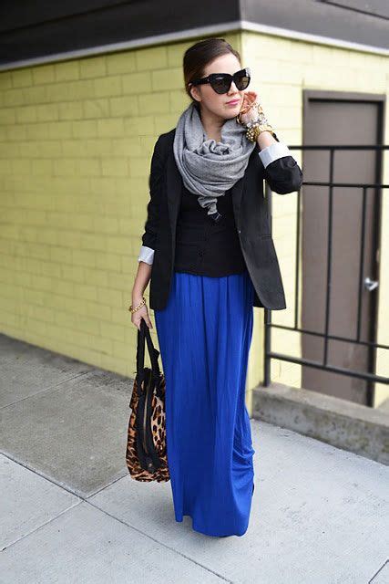 20 Style Tips On How To Wear Maxi Skirts In The Winter Maxi Outfits Maxi Skirt Outfits