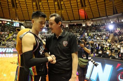 《plg》首戰13次助攻就追平聯盟紀錄 林書豪率鋼鐵人止敗